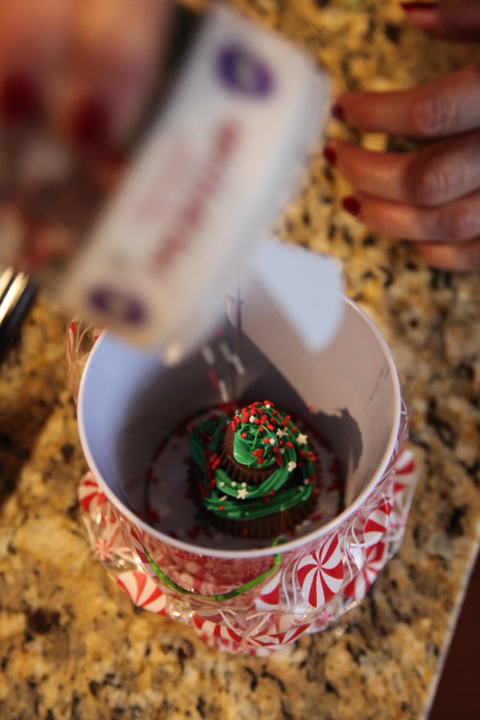 Reese’s Cup Christmas Trees – ⚜️ Arlynn's Country Craft Corner ⚜️